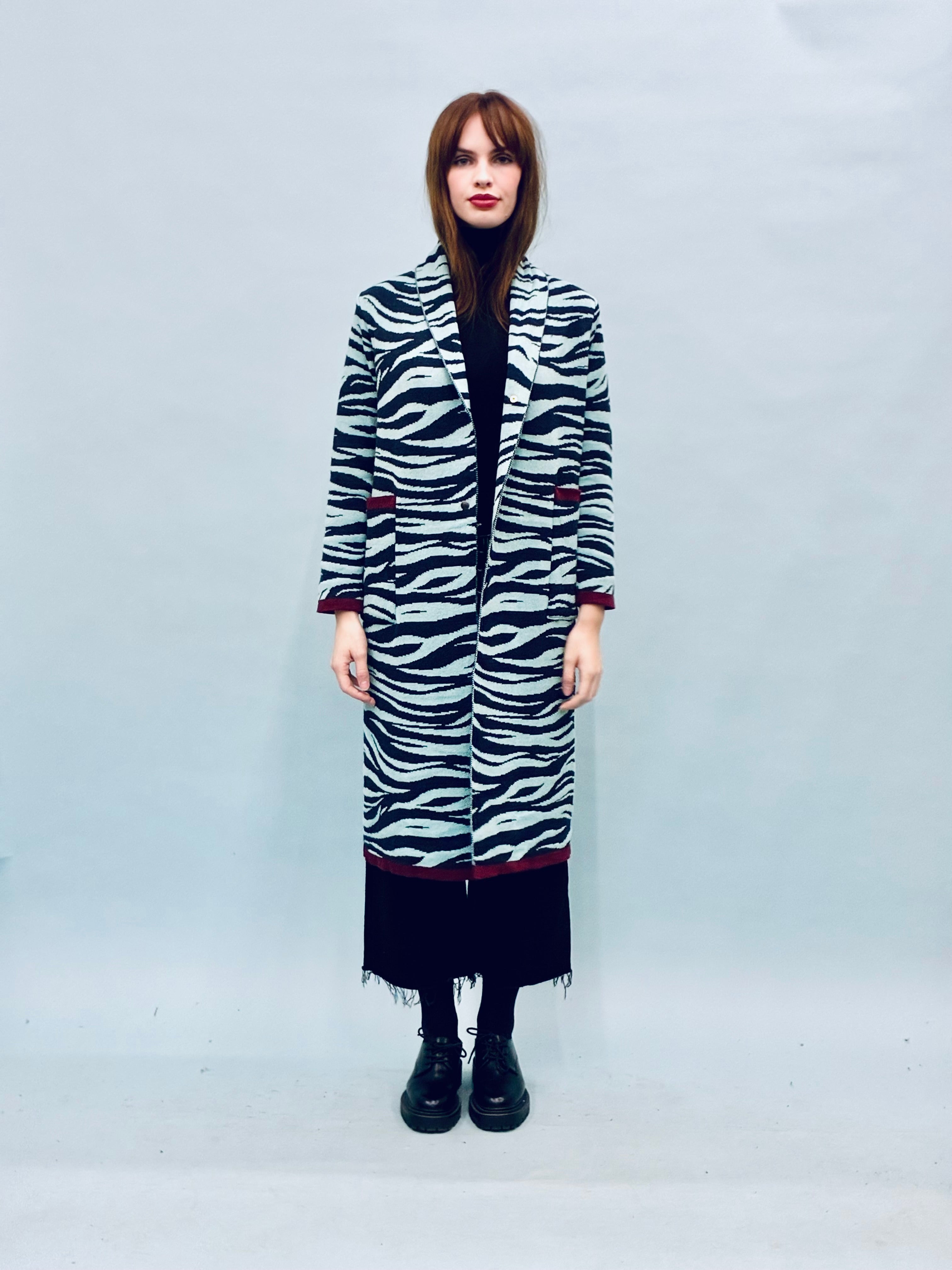 Tiger Coat – eszkadesignstore